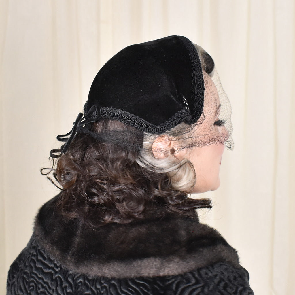 1950s Black Velvet Vintage Crescent Hat – Cats Like Us