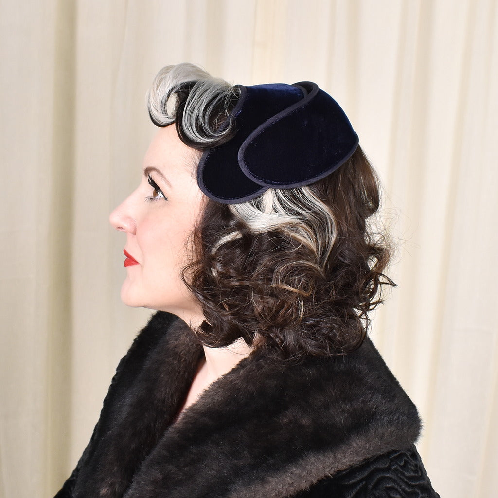 1950s Navy Velvet Vintage Crescent Hat – Cats Like Us