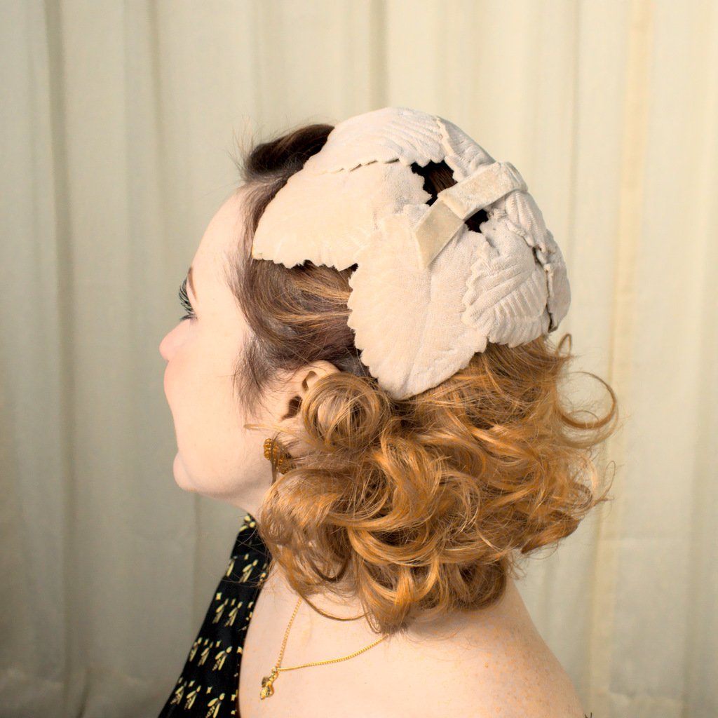 Vintage 1950s Velvet Leaf Crescent Hat – Cats Like Us