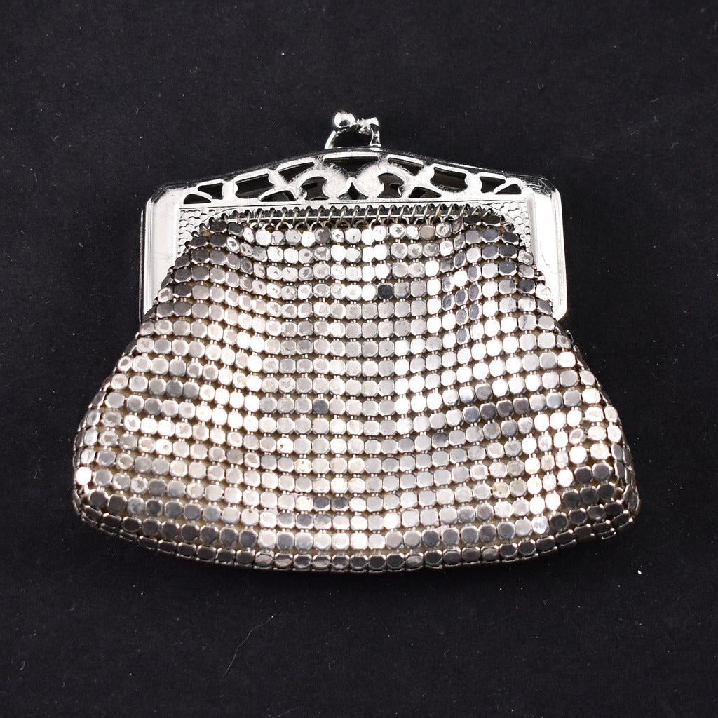 1950s Vintage Silver Mesh Change Purse by Mesh Whiting and Davis Co ...