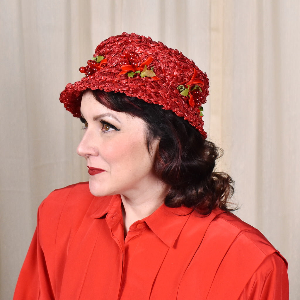 1960s Red Raffia Berries Hat – Cats Like Us