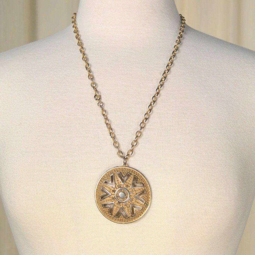 Vintage Gold Medallion Necklace – Cats Like Us
