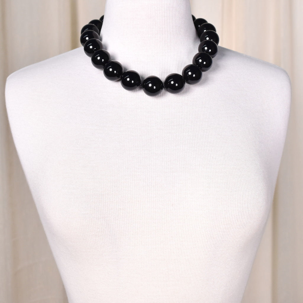 NWT Big Black Bead Necklace – Cats Like Us